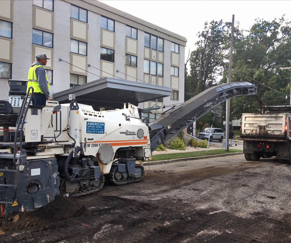 Asphalt Milling – The American Asphalt Paving Co.